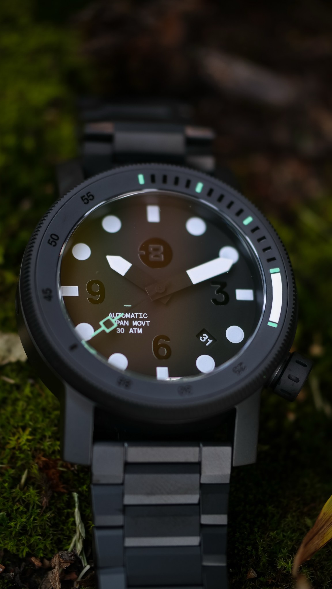 Watch Review: Minus 8 Diver 2.0 – Time to Blog Watches