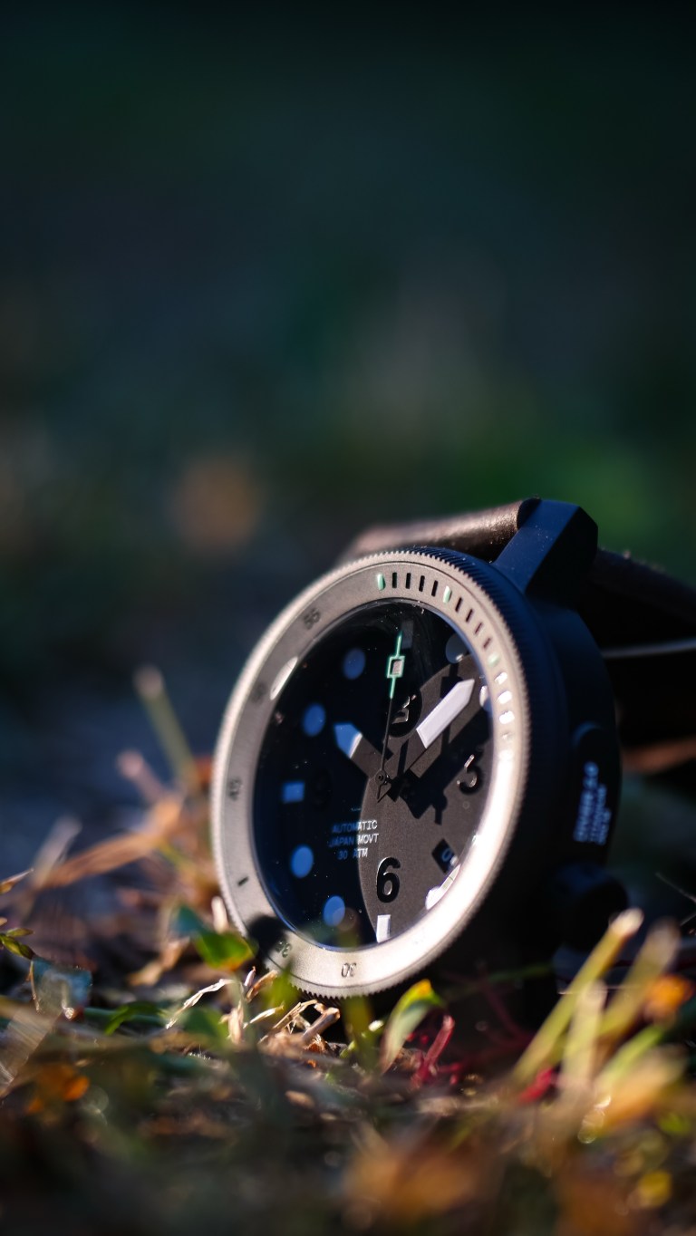 Watch Review: Minus 8 Diver 2.0 – Time to Blog Watches